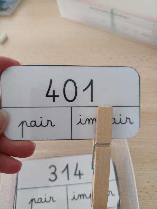 Pair ou impair cartes à pinces par La classe de Tibiscuit - jenseigne.fr